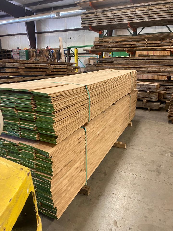 White Oak Flooring – CLT WOOD
